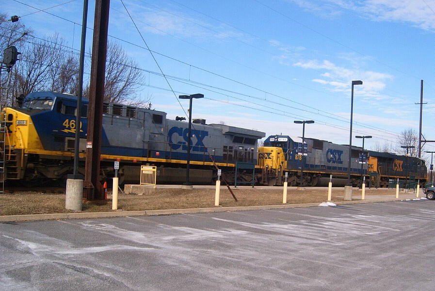 CSX Q438